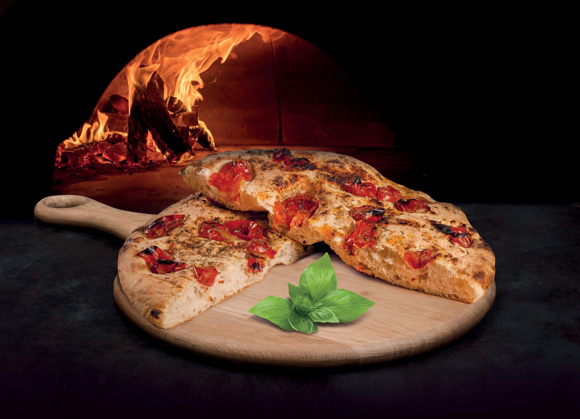 La pizza: icona italiana per eccellenza - La Voce Online